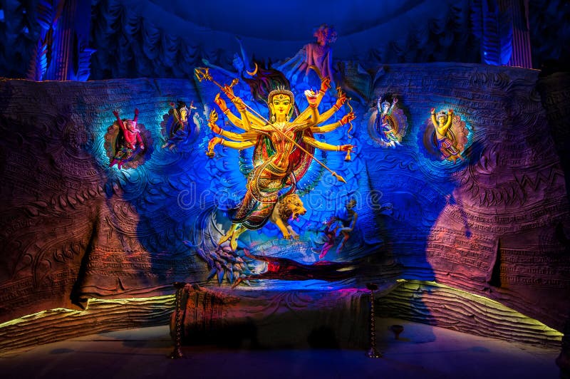 Dramatisch idool van godin redactionele fotografie. Image of idool ...