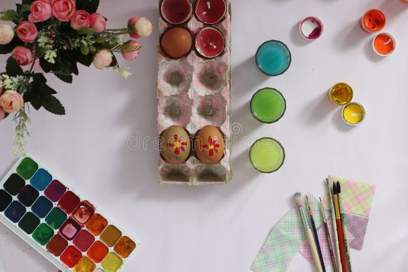 Drawing on an Easter Egg, Step by Step Instructions Stock Image - Image ...