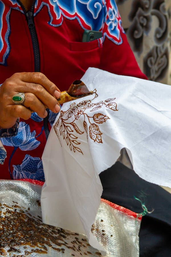 Southeast Asia Instruments Drawing Easy Stock Photos - Free & Royalty ...