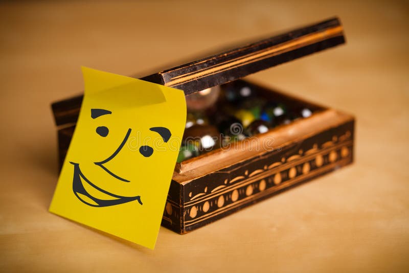 Post-it Note with Smiley Face Sticked on a Box Stock Photo - Image of ...
