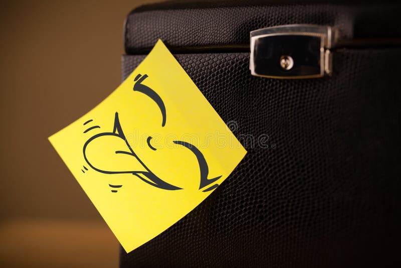 Post-it Note with Smiley Face Sticked on Jewelry Box Stock Photo ...