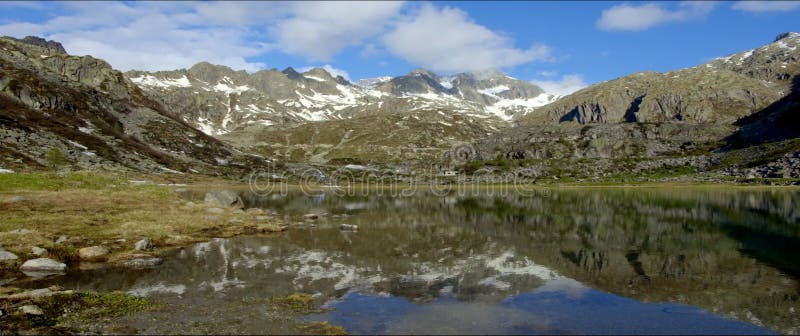 A Dream Alpine Lake, Discover Its Beauty in Spring - Anamorphic Lens ...