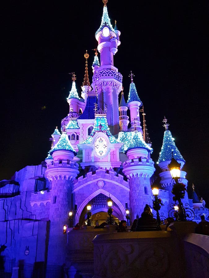 Dreams castle editorial photo. Image of winter, castle - 81964876