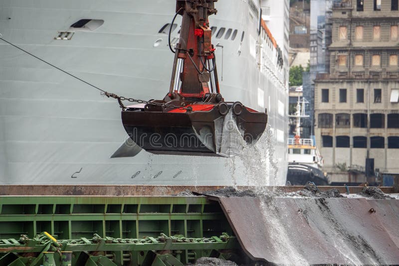 Dredge Crane Working in Harbor Stock Image - Image of transport, port ...