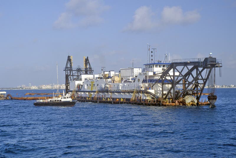 Dredging Miami Bay, Miami, Florida Editorial Photo - Image of eastern ...