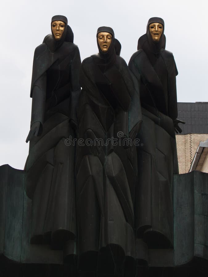 Alte Musen stockfoto. Bild von kunst, bügel, statue, muse - 37354748