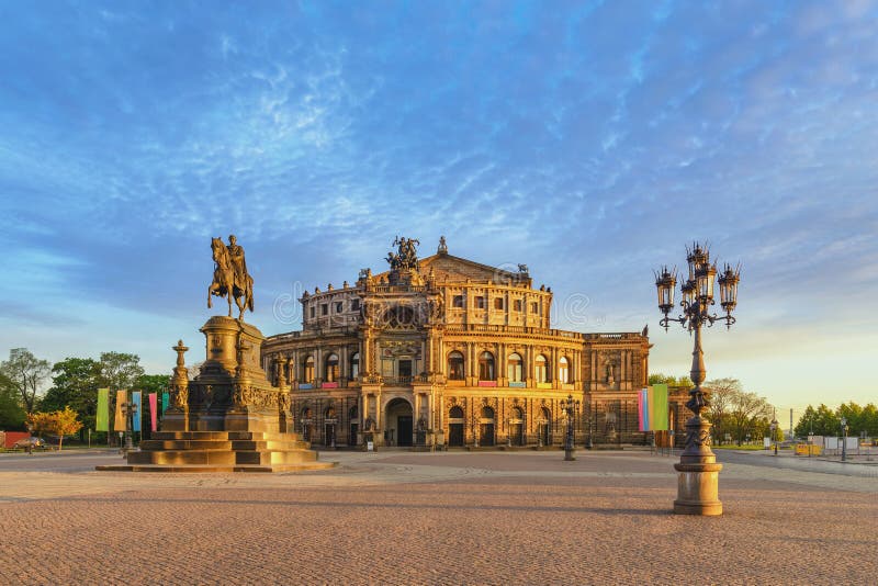 Dresden Germany Opera House Stock Image - Image of house, opera: 155889387