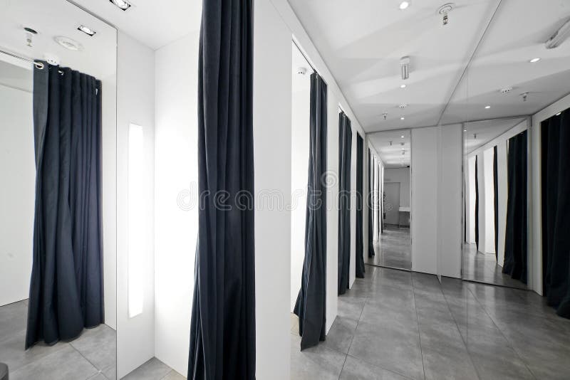 Dressing Room in Clothes Store Stock Image - Image of city, empty: 32945845