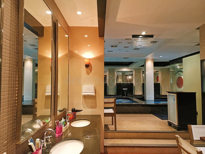 Dressing table at spa stock photo. Image of lighting - 281503082