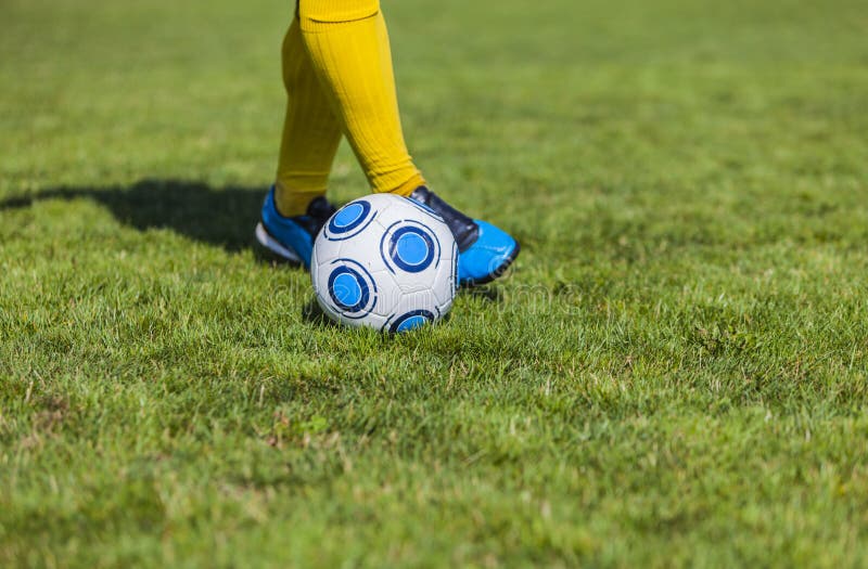 Soccer Dribbling Stock Photos - Download 7,275 Royalty Free Photos