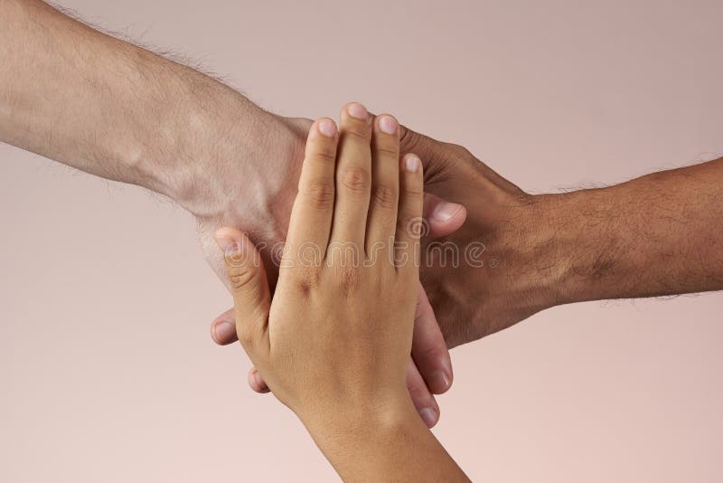 Drie handen samen stock foto. Image of kaukasisch, kinderen - 118754358