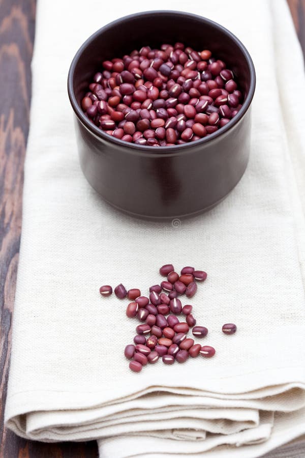 Dried adzuki beans stock image. Image of round, vegetable - 11870115
