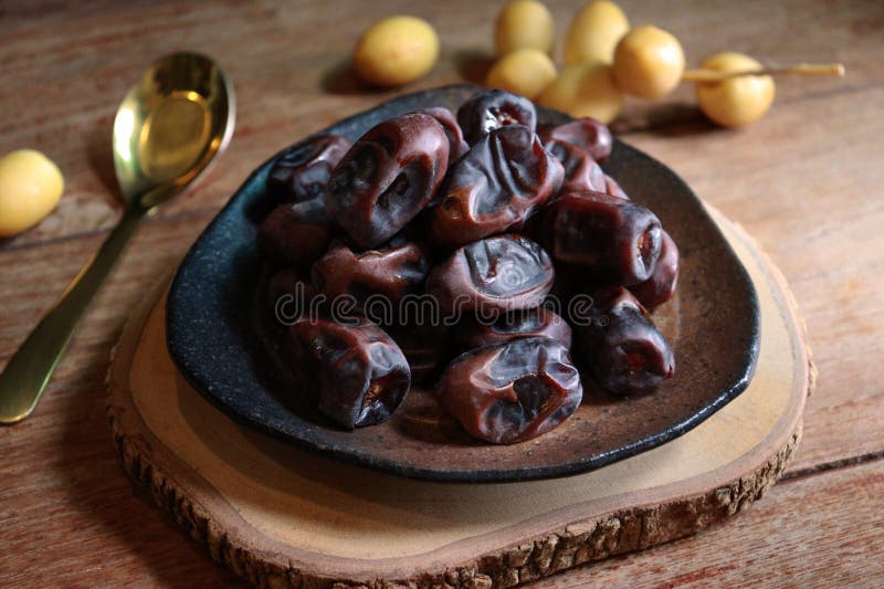 Dried Dates, Sun-dried Sweet Date Stock Photo - Image of nourishment ...