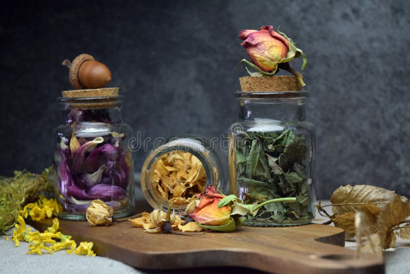 Dried Herbs and Flowers Mix Stock Image - Image of antioxidant, healing ...