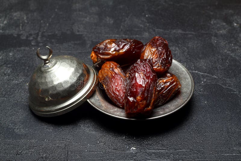 Silver Bowl Dates Isolated Black Background Stock Photos - Free ...