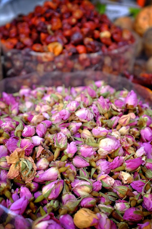 Dried Roses at the Spice Market Stock Photo - Image of indian ...