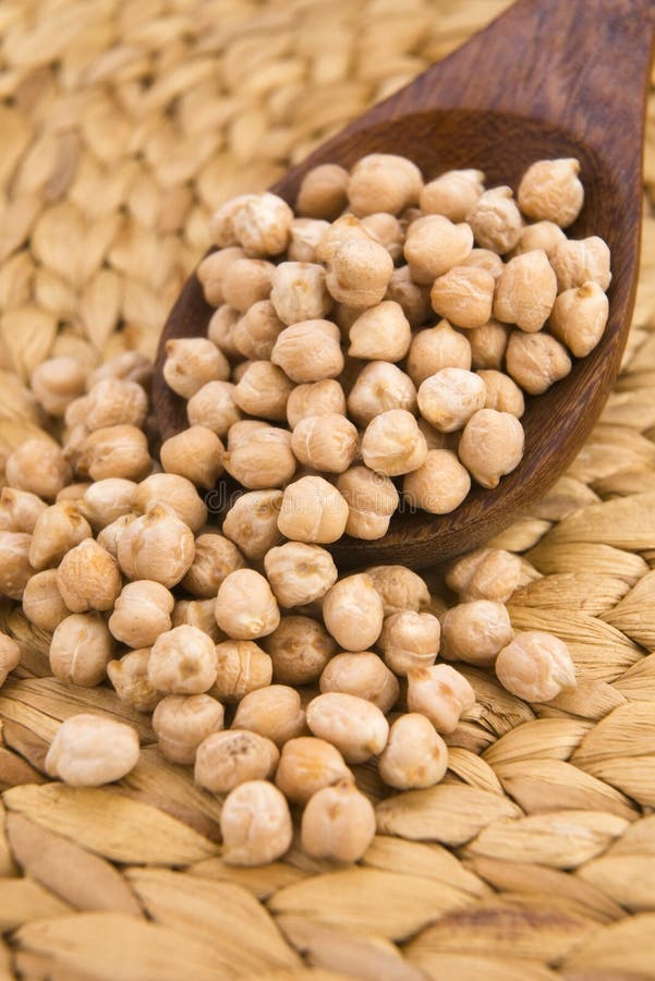 Dried white chickpeas ceci stock photo. Image of chick - 37959650