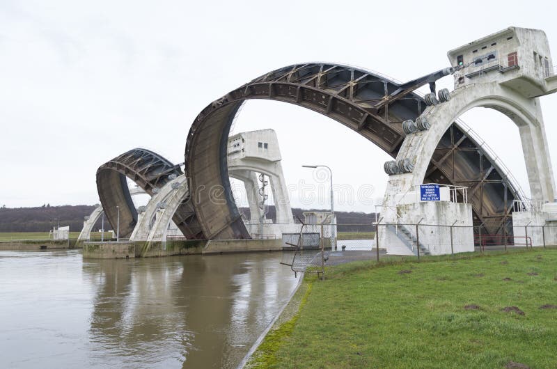 Barrage of Driel (the Netherlands) Stock Image - Image of concrete ...