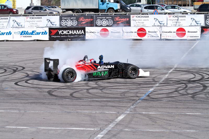 Drift show formula 1 auto editorial photo. Image of pilot - 21068916