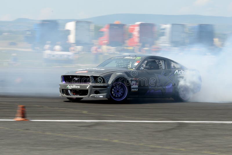 Drifting car editorial stock image. Image of competition - 49558699