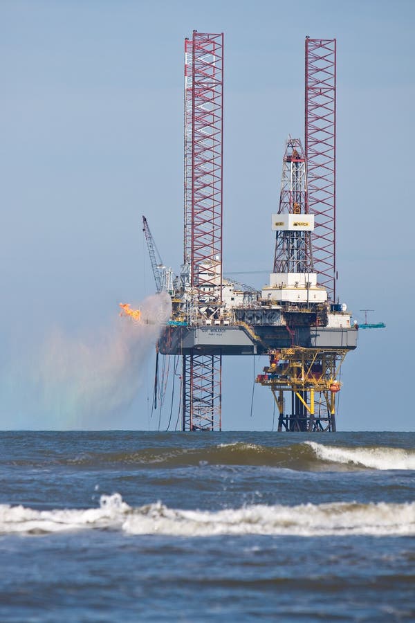 A Drilling Platform in the Ocean Stock Photo - Image of coastline ...
