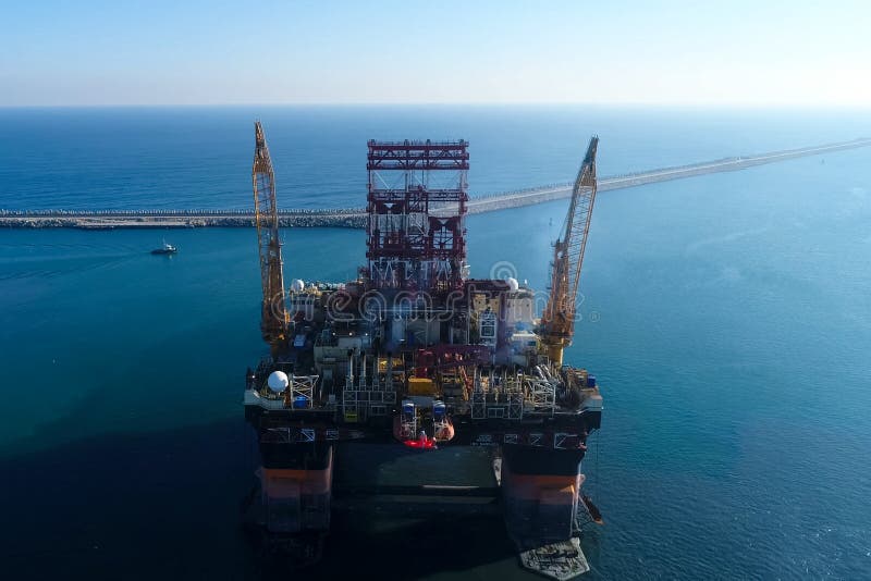 Drilling Platform in the Port Stock Photo - Image of plant, gasoline ...