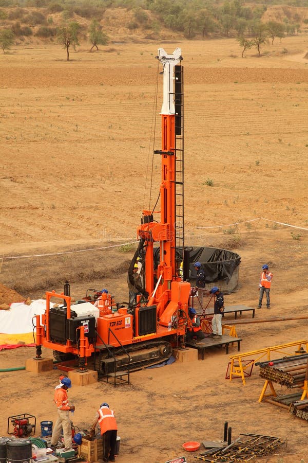 Drilling Rig editorial photography. Image of pump, power - 27028577