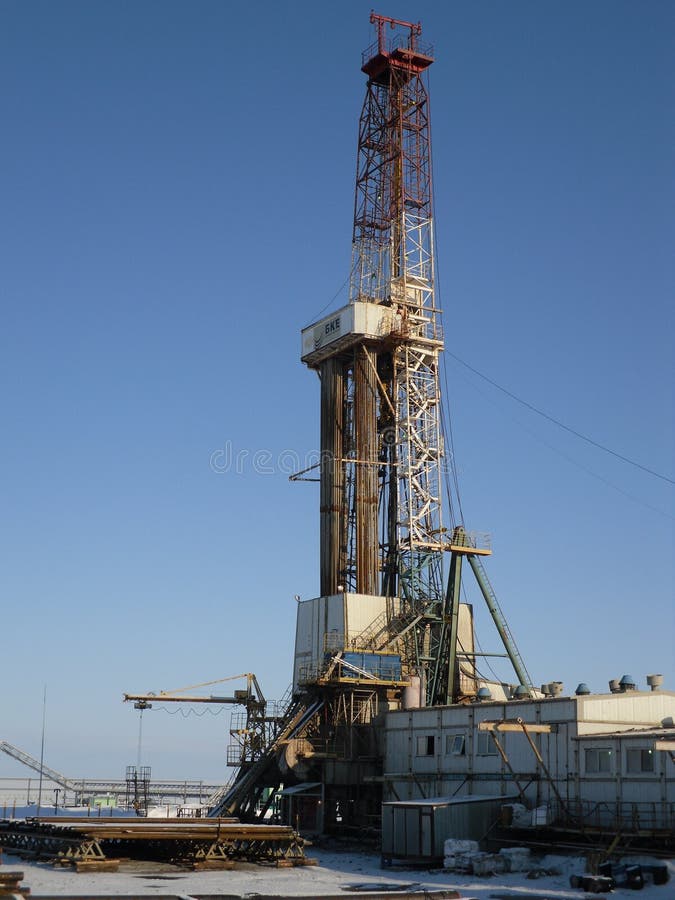 Drilling rig, BU-5000 editorial photo. Image of mineral - 40760411