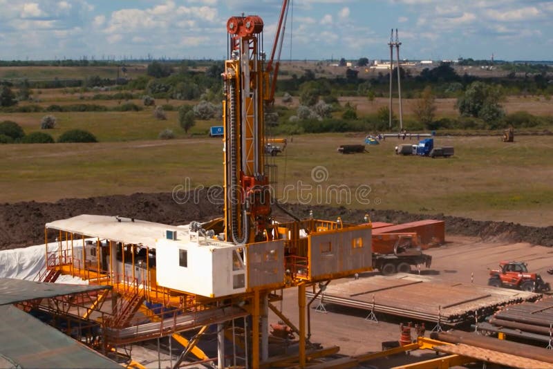 Drilling Rig, Equipment at Site of Oil Drilling Stock Photo - Image of ...