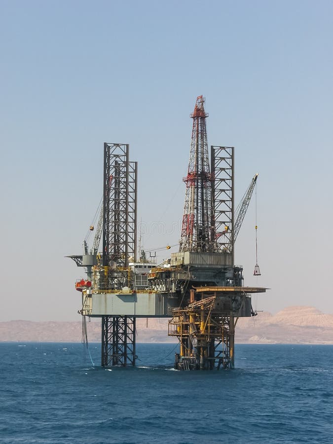 Drilling Rig in the Gulf of Suez Stock Image - Image of platform, suez ...