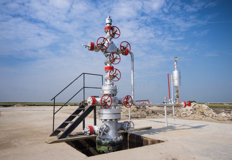 Drilling rig stock photo. Image of industry, russia, barrel - 32322328