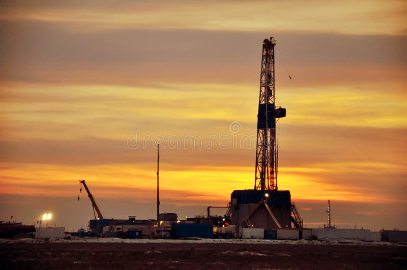 The Drilling Rig during Sunset Stock Image - Image of industrial, night ...