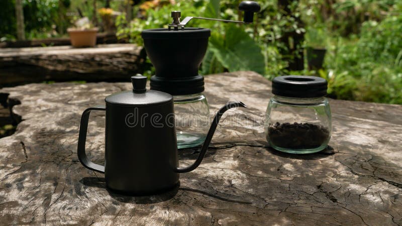 The Drip Coffee Set Includes Coffee Beans, Drip Kettle and a Coffee ...