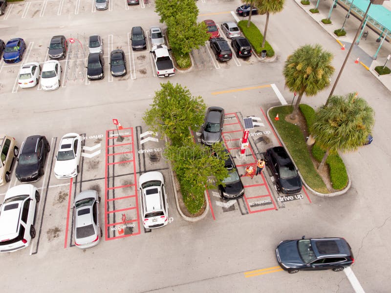 Drive Up Curbside Pick Up Target Aventura Social Distancing Solution ...