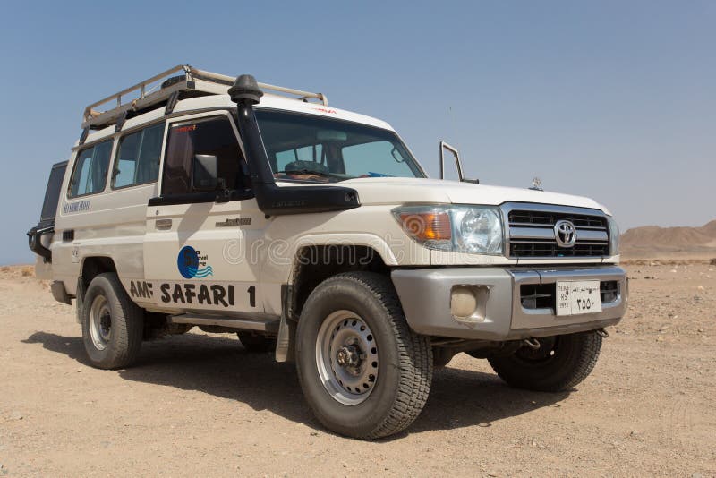 Driving on jeeps editorial photo. Image of adventure - 56699796