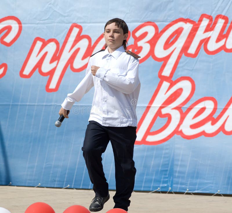 Droft Alexey Singing a Song Editorial Stock Image - Image of ensemble ...