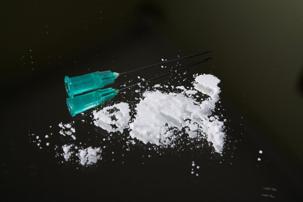 Droga Y Aguja De La Heroína Imagen de archivo - Imagen de prueba ...