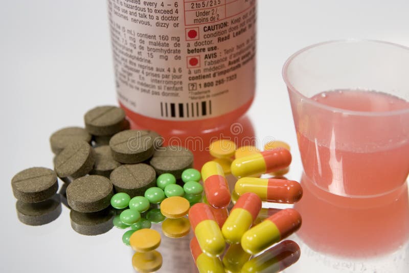 Drogas foto de archivo. Imagen de amarillo, tablilla - 17582362