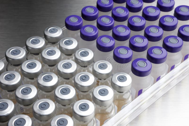 Medicina inyectable imagen de archivo. Imagen de remedio - 11250347