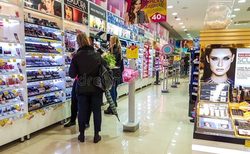 Drogas Shop in Panorama Mall Editorial Stock Image - Image of ...