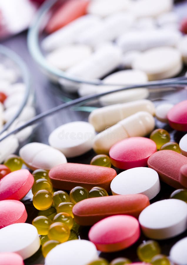 Drogen, Medizin, Tabletten, Pillen Stockbild - Bild von substanz ...