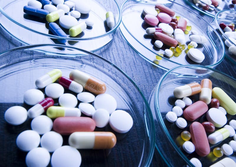 Drogen stockbild. Bild von apotheke, farbe, pille, pharmakologe - 4698459