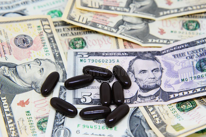 Dollarbanknoten Mit Pistolen Und Gewehr Stockbild - Bild von ...