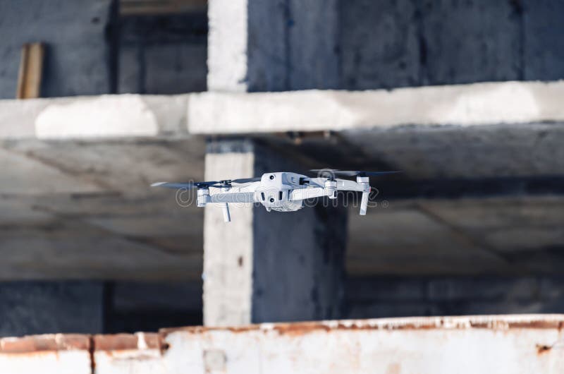 Drone Flight Near Concrete Structures. Observations on Construction ...