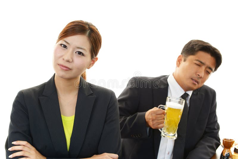 Dronken Man En Gefrustreerde Bedrijfsvrouw Stock Afbeelding - Image of ...