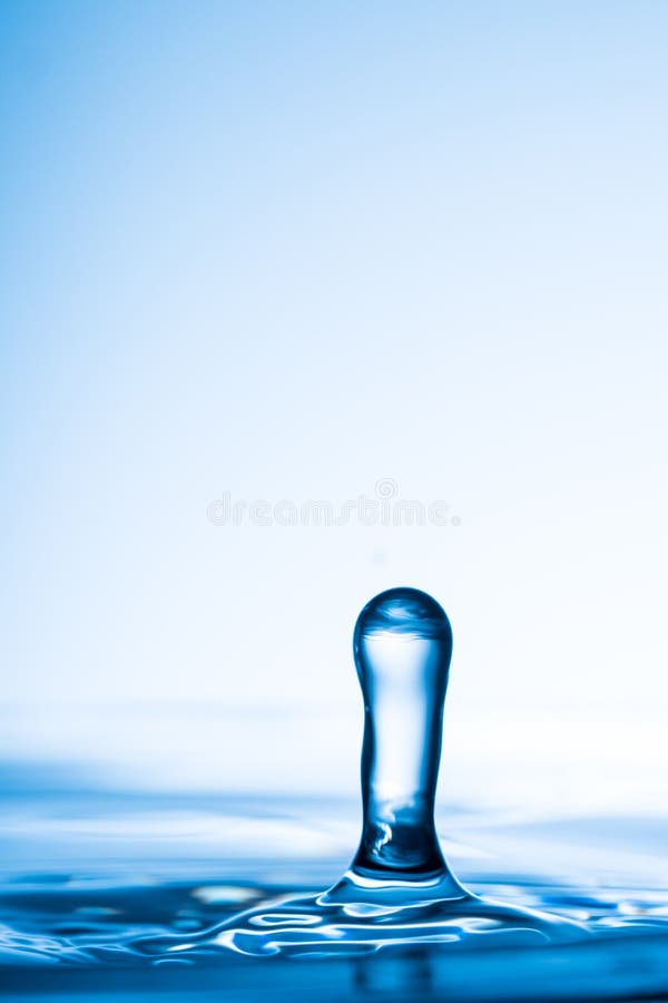 Drop of Water Falling into Still Water Stock Image - Image of raindrop ...