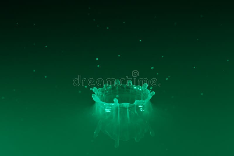 Droplet of Water - Crown Effect Stock Image - Image of droplet, cyan ...