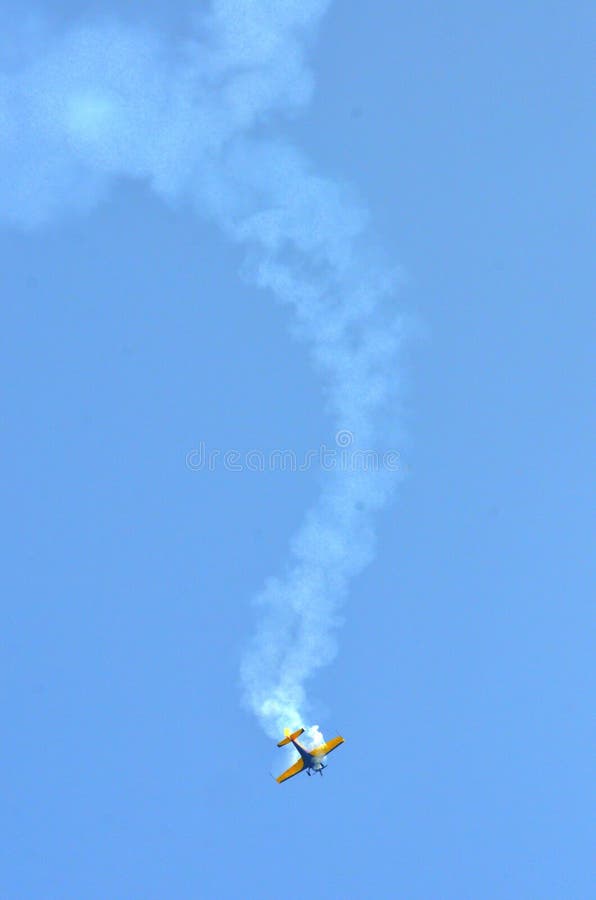 Dropping plane stock photo. Image of dropping, clear - 33254820