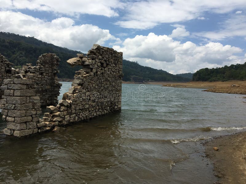 Drown temple stock photo. Image of temple, lankan, drown - 148131114