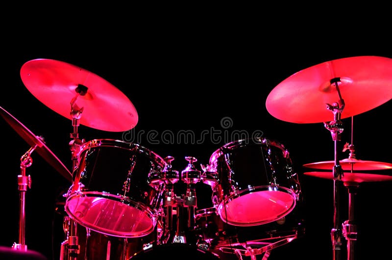 Drummer artist Omar Hakim editorial photography. Image of improvise ...